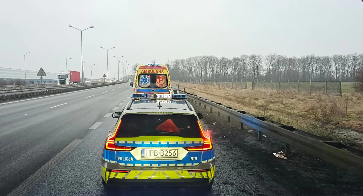 Autostrada A4 - Młody mężczyzna wyskoczył z jadącego auta - wiadomości ...